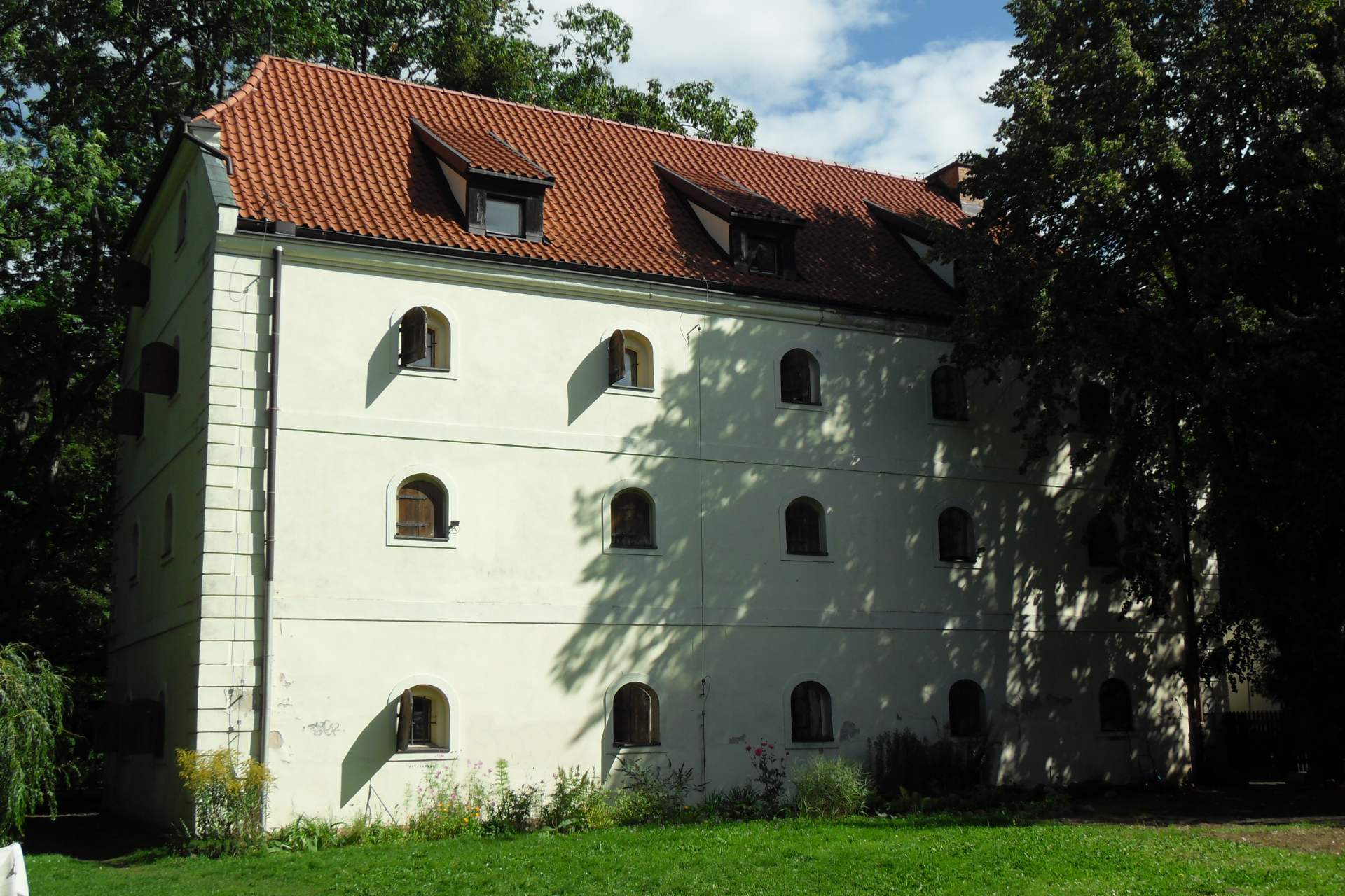 Gdańsk Oliwa - co zobaczyć oprócz Parku Oliwskiego • Podróże dalekie i ...